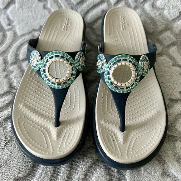 CROCS | Shoes | Crocs W7 Navy Beaded Tstrap Sandals | Poshmark